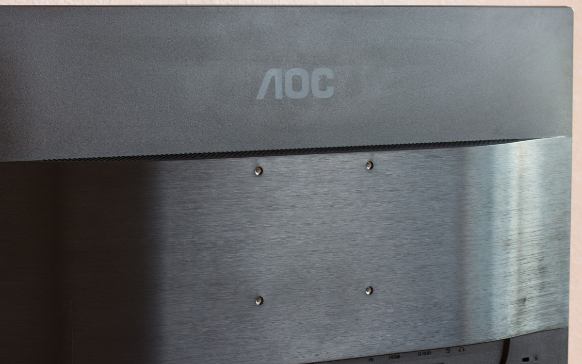 Обзор монитора AOC G2460V: недорогой, игровой, с AMD FreeSync • TalkOut ...